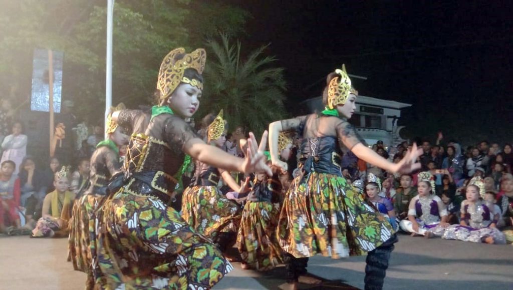 Pelestarian Tarian Sunda di Purwakarta…..! – Beredukasi.com