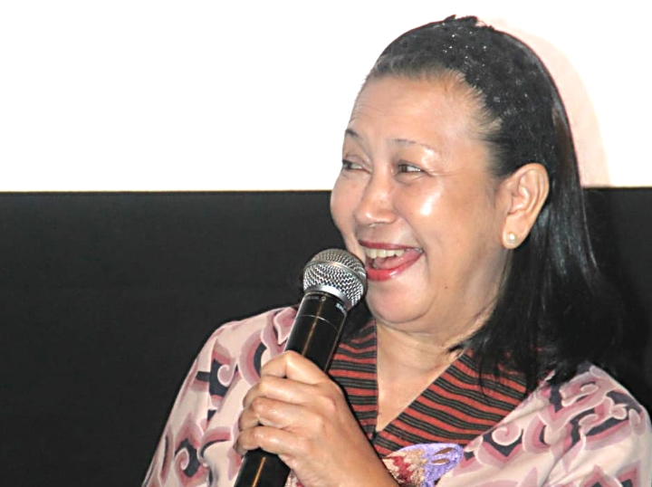 Ratna Riantiarno Terus Beraksi Di Layar Lebar – Beredukasi.com